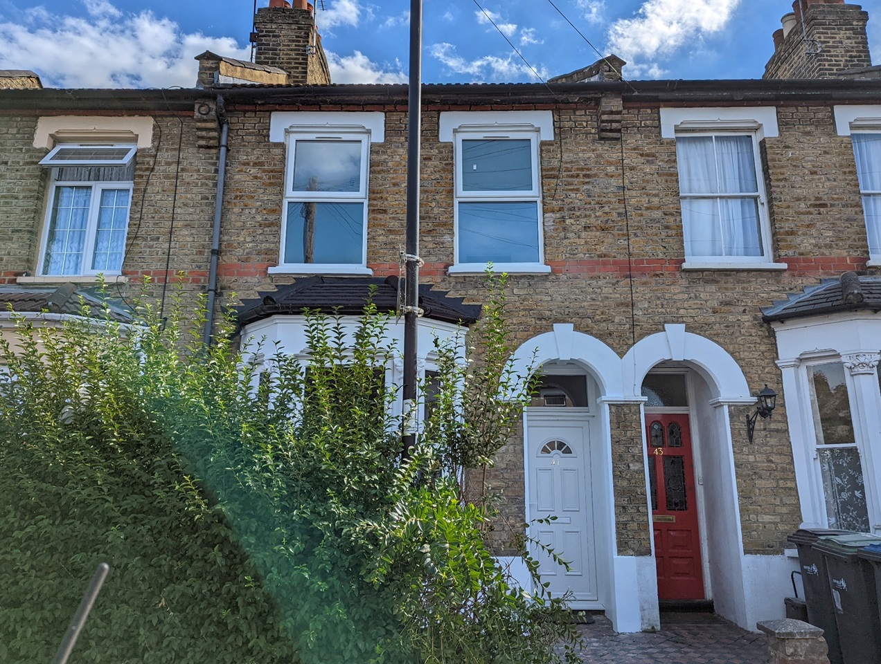 London 3 Bed Terraced House Huxley Road N18 To Rent Now For £