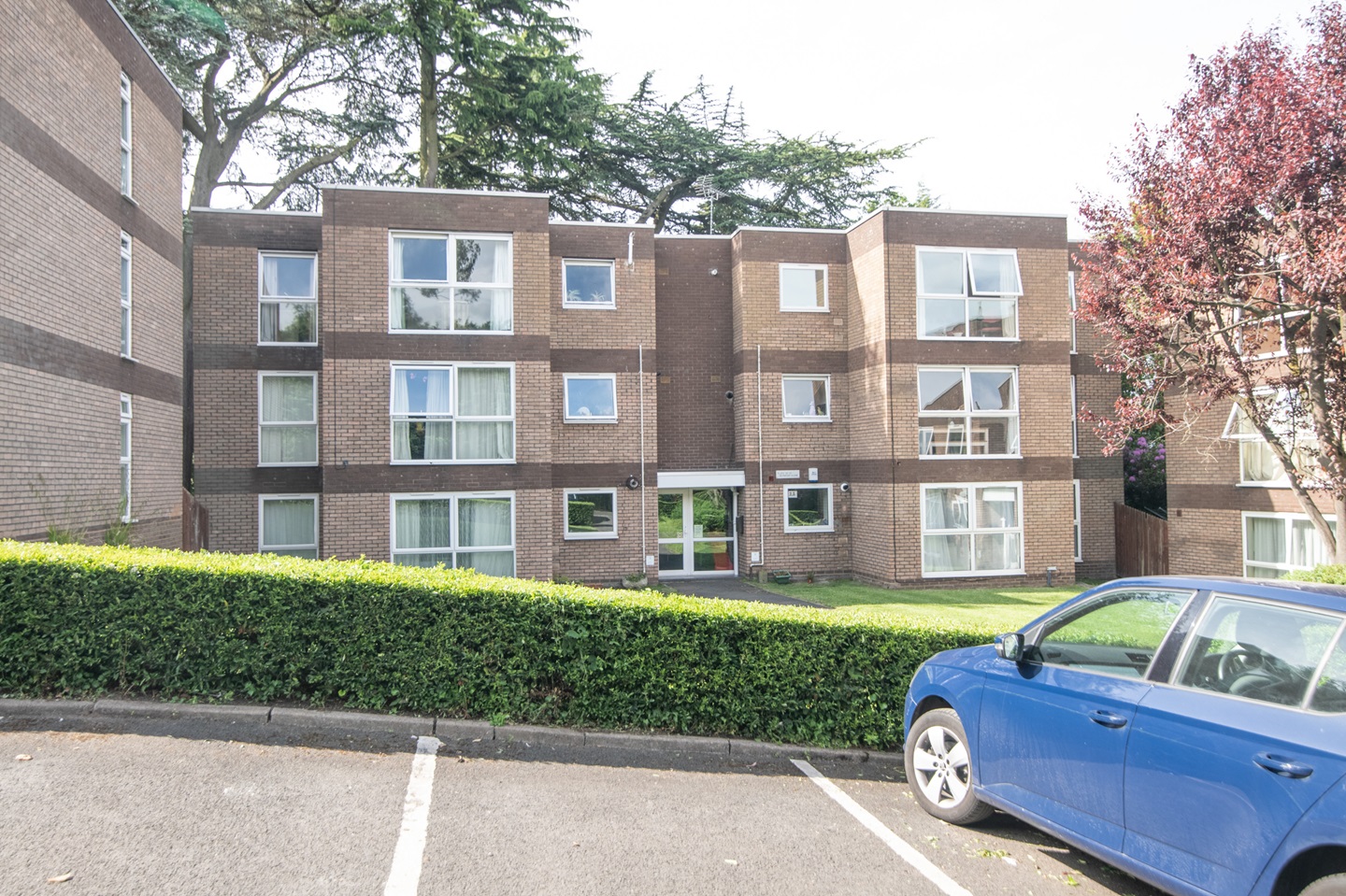 Birmingham 3 Bed Flat Seymour Close B29 To Rent Now For 1 000 00 P m
