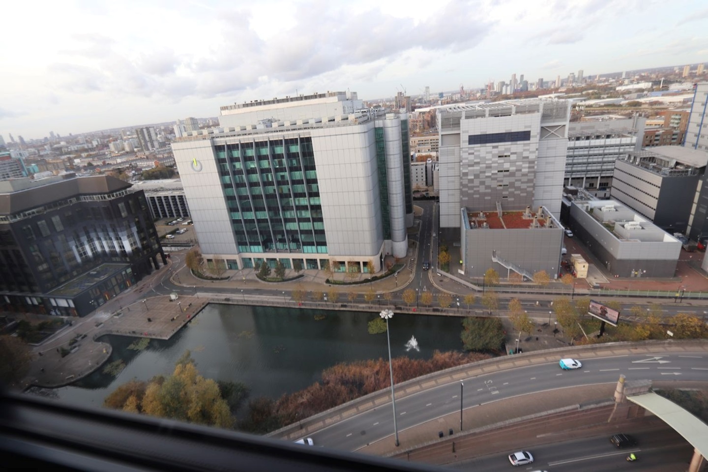 London - Room in a Shared Flat, Elektron Tower, E14 - To Rent Now for £ ...