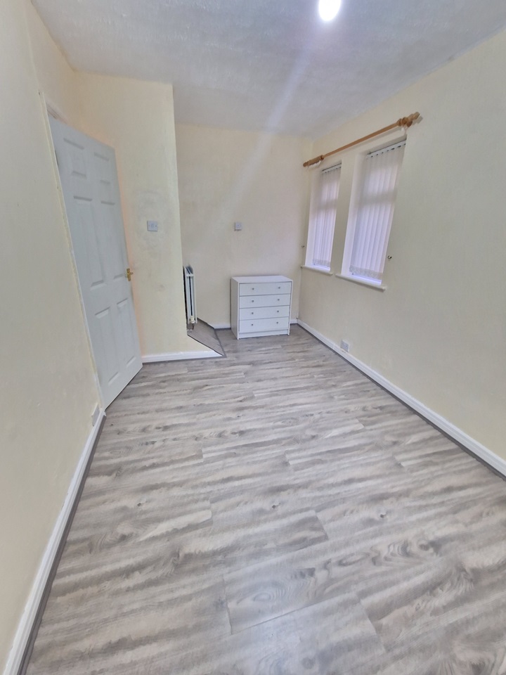 Birmingham 3 Bed Semi Detached House Kelynmead Road B33 To Rent