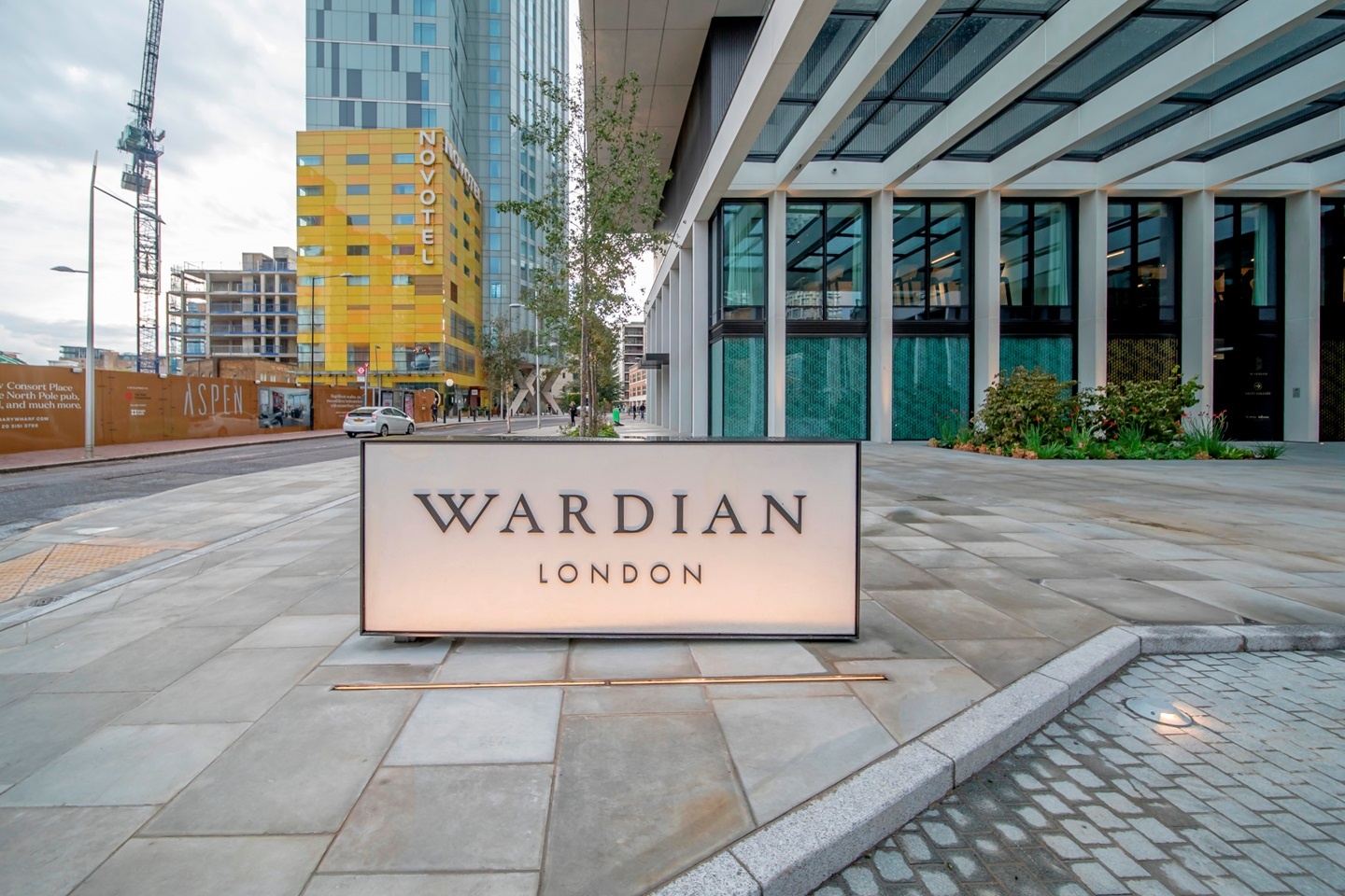 London - 1 Bed Flat, Bagshaw Building, E14 - To Rent Now for £2,900.00 p/m